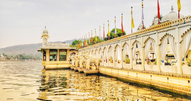 Jagmandir Isla Udaipur (Entry Fee, Timings, History, Built by, Images ... Jagmandir Isla Udaipur (Entry Fee, Timings, History, Built by, Images ...