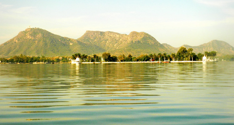 Fateh Sagar Lake in Rajasthan State by cbseinsights.com
